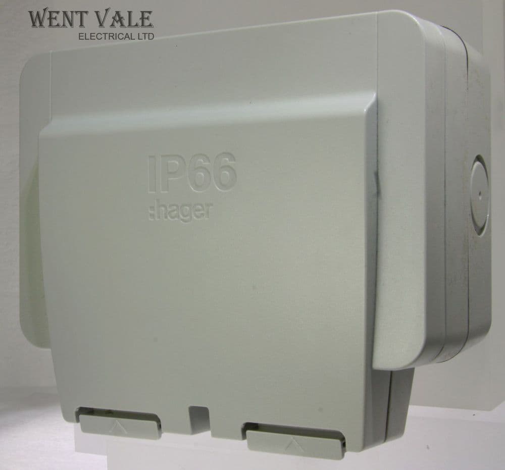 Hager Sollysta IP66 Range - WXPSS82 - Outdoor 13a Surface Twin Switched ...