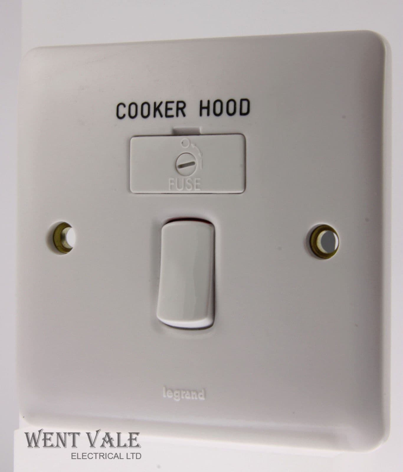 Legrand Synergy - 7300 34CH - 13a Switched Fused Spur Engraved Cooker ...