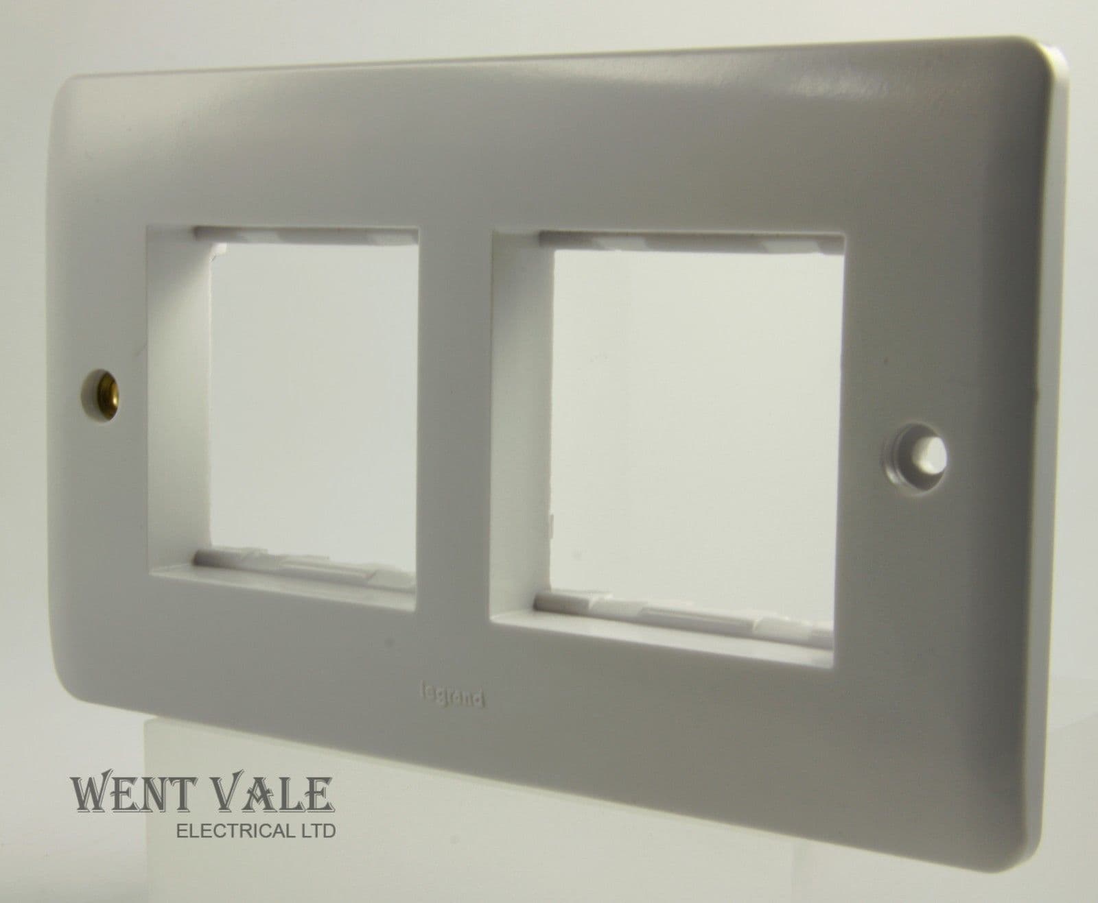 Legrand Synergy - 7300 94 - 2 Gang 4 Module Carrier Plate For Arteor ...