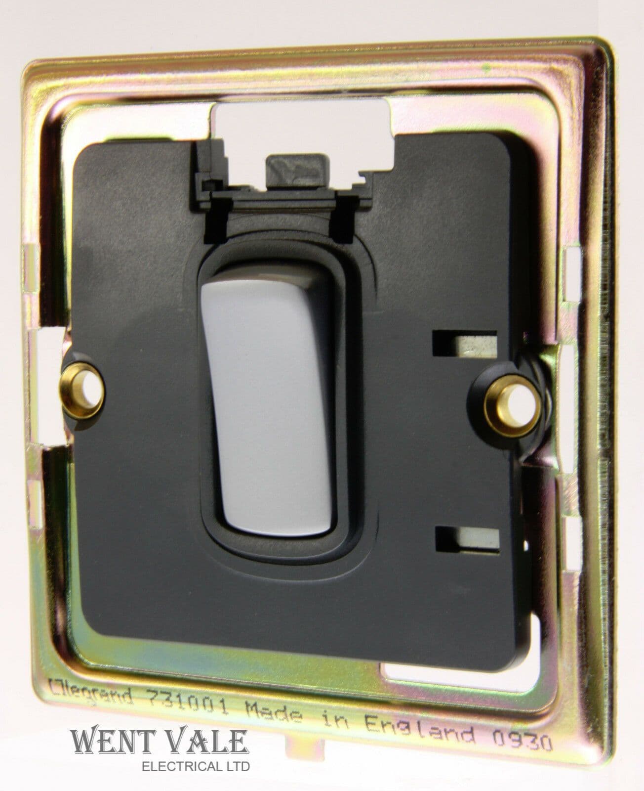 Legrand Synergy 7310 01 - Screwless Modern Silver - 10a 1g 2w Switch New