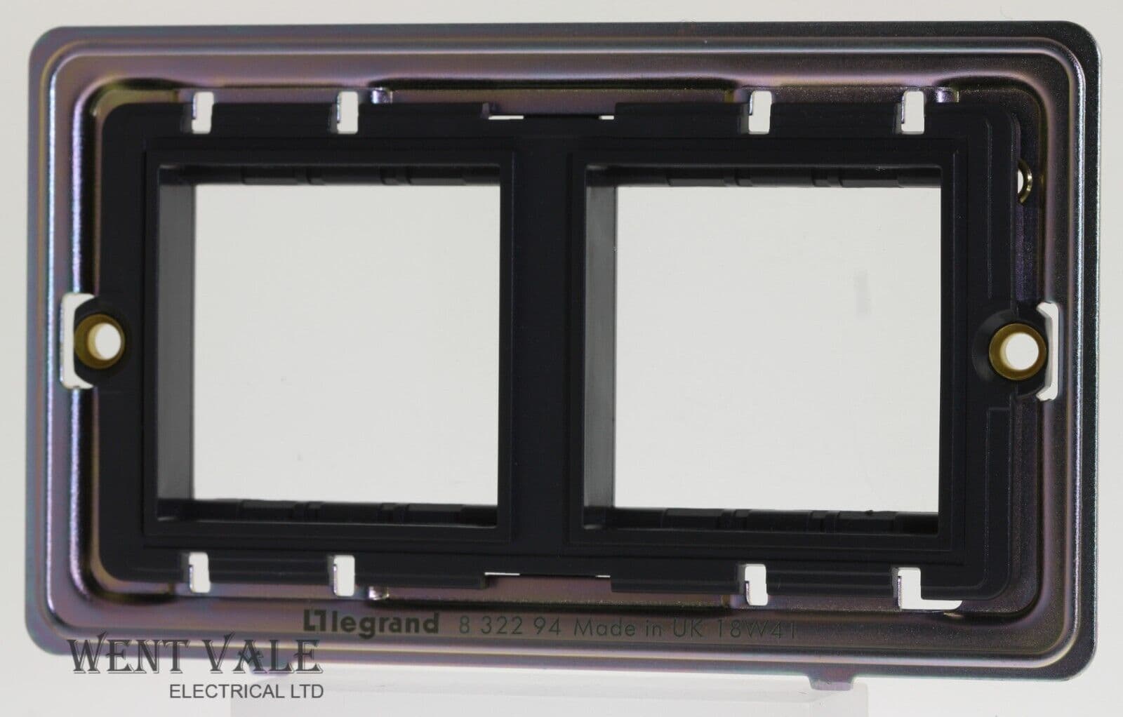 Legrand Synergy Sleek Design - 8320 94 - Arteor Four Module 2 x 2 ...