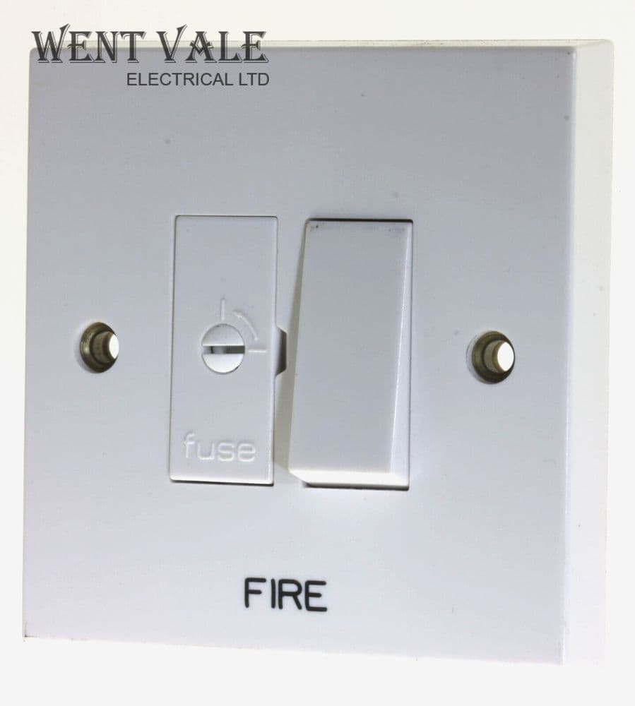 MEM Intra Range - M201FI - 13a D/Pole Switched Fused Spur Engraved Fire