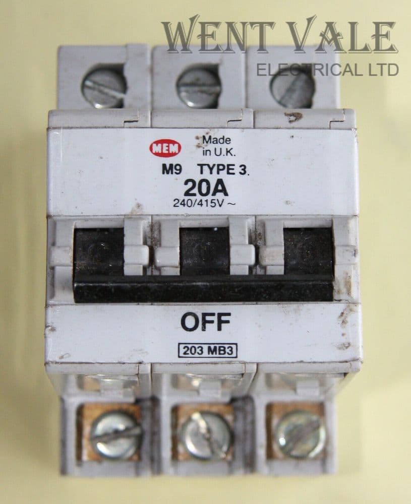 MEM Memshield 1 - 203MB3 - 20a Type 3 Triple Pole MCB Used