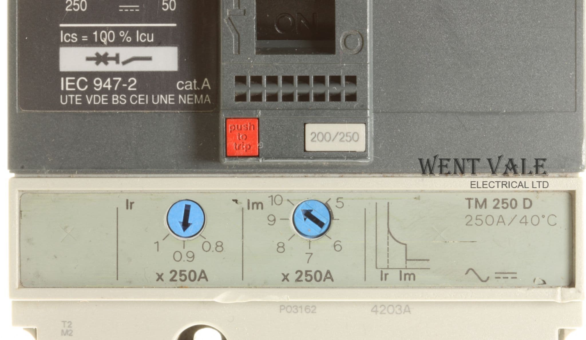 Merlin Gerin Compact - NS250N-TM250D 200 - 250a Triple Pole Panel Board ...