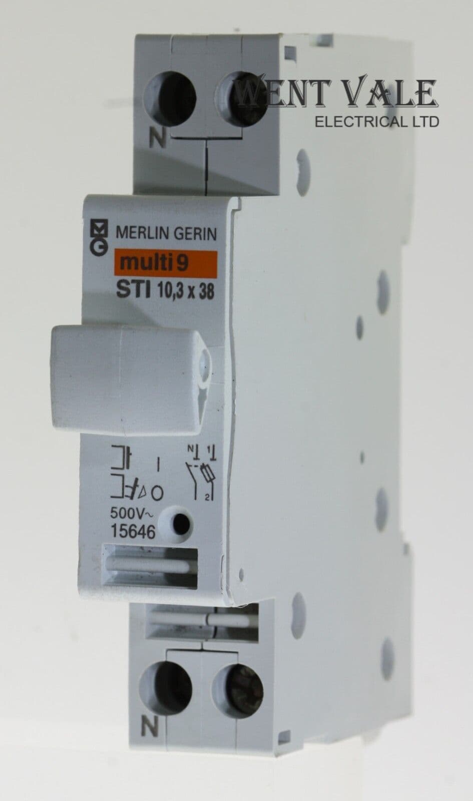 Merlin Gerin STI-15646 32a max 10 3 x 38mm Cartridge Fuse Holder with ...