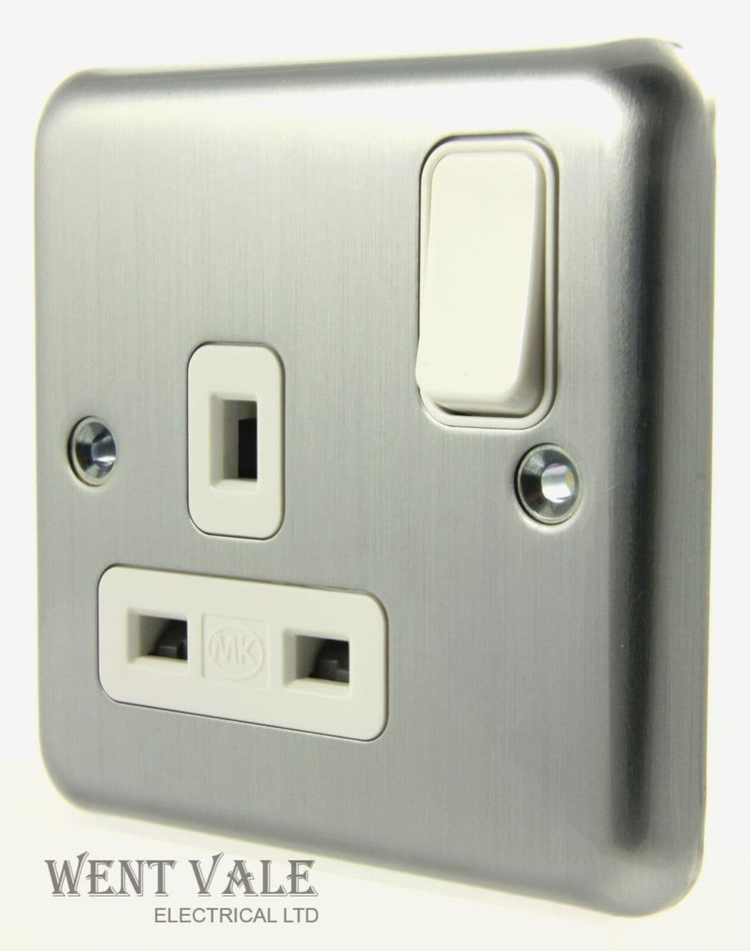 MK Albany Plus - K2958 MCO - 13a 1 Gang Switched Socket New Imperfect