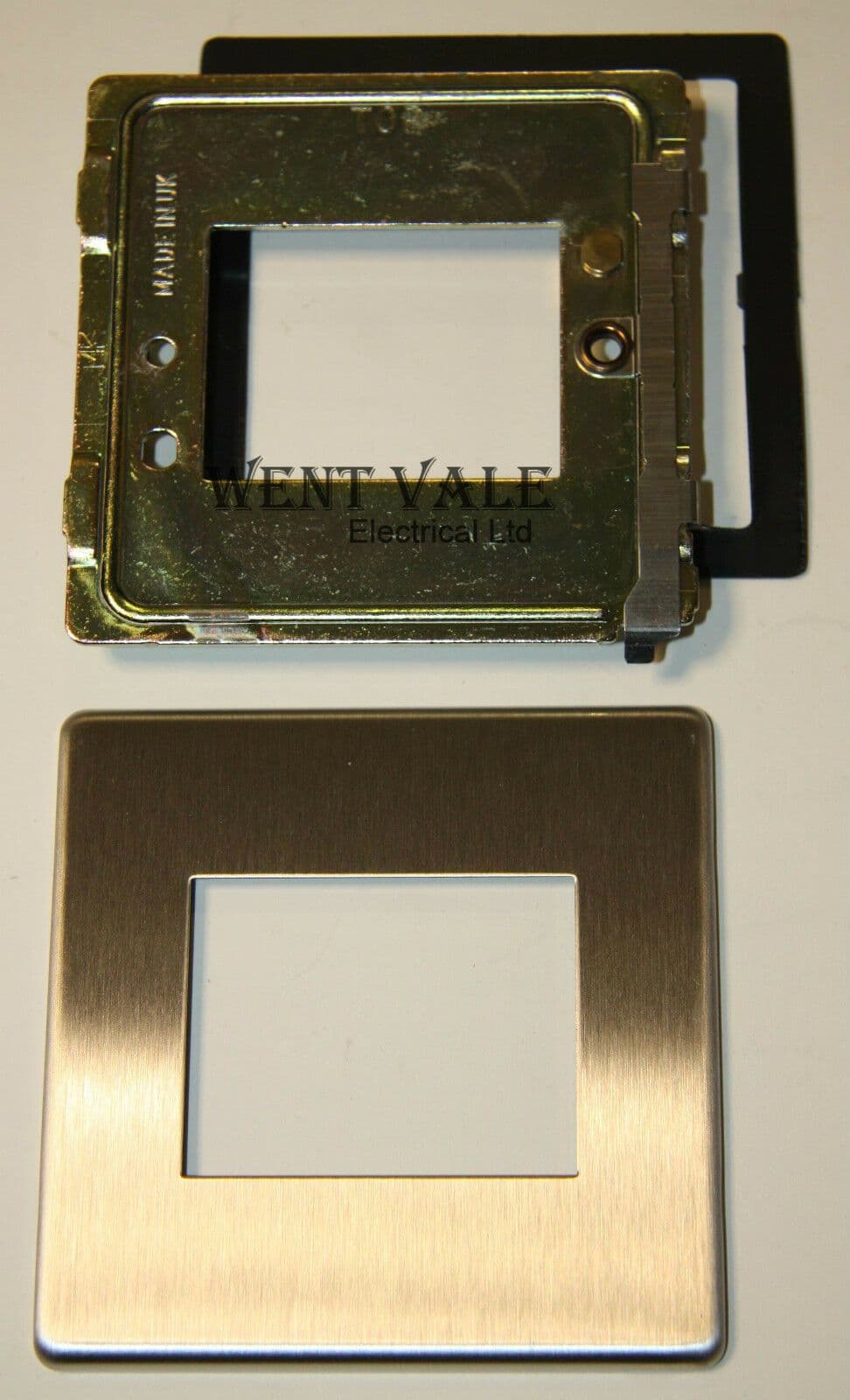 MK Aspect - K24172 PBR - 1g 2 Module Face Plate for LJU6C 50 x 37mm Modules