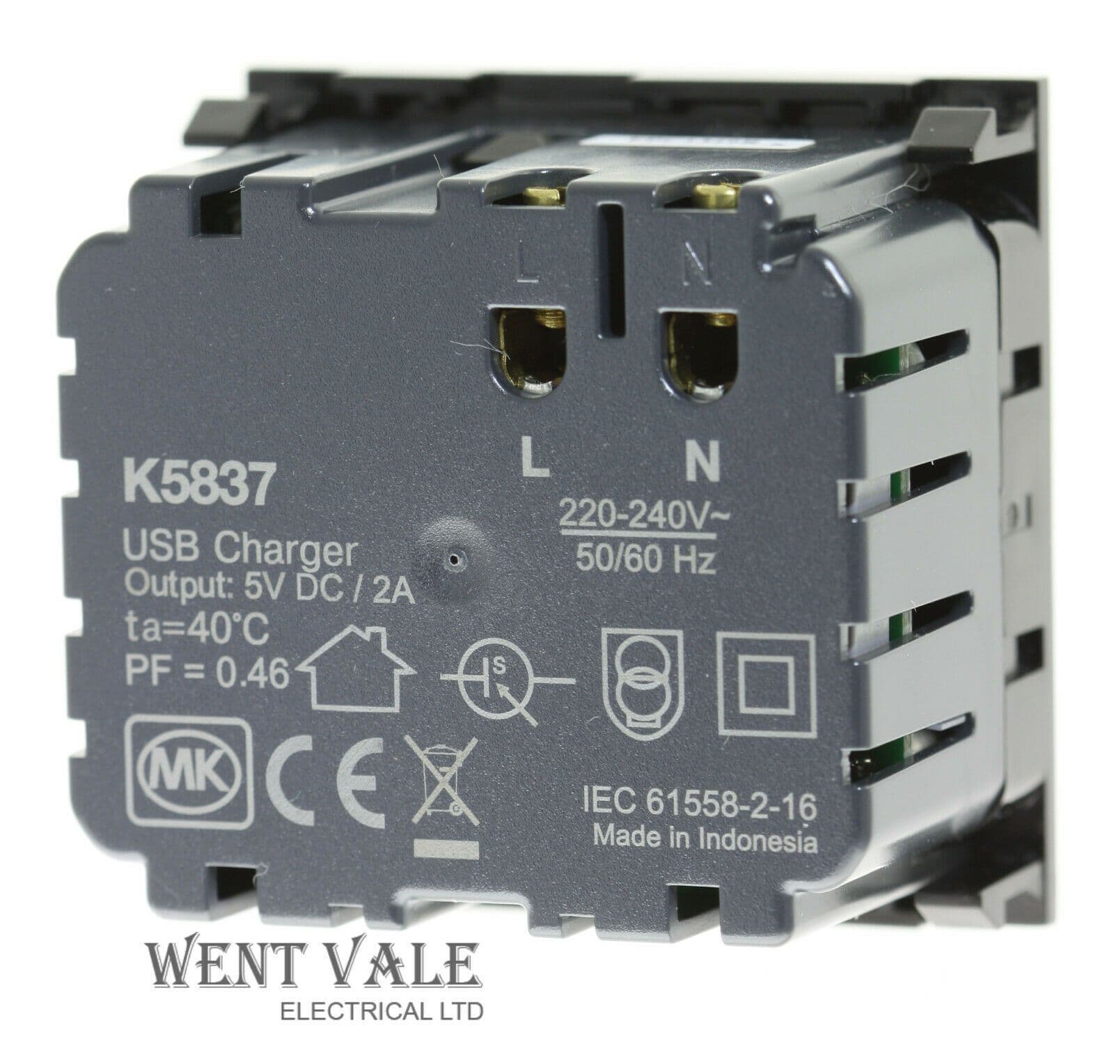 MK Logic Plus Euro - K5837 BLK - 50 x 50mm 5V/2A USB Charging Euro Module