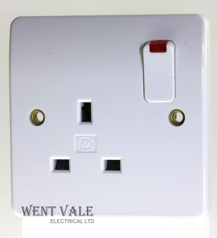 MK Logic Plus - K2657 WHI - 13a One Gang Double Pole Switched Socket ...