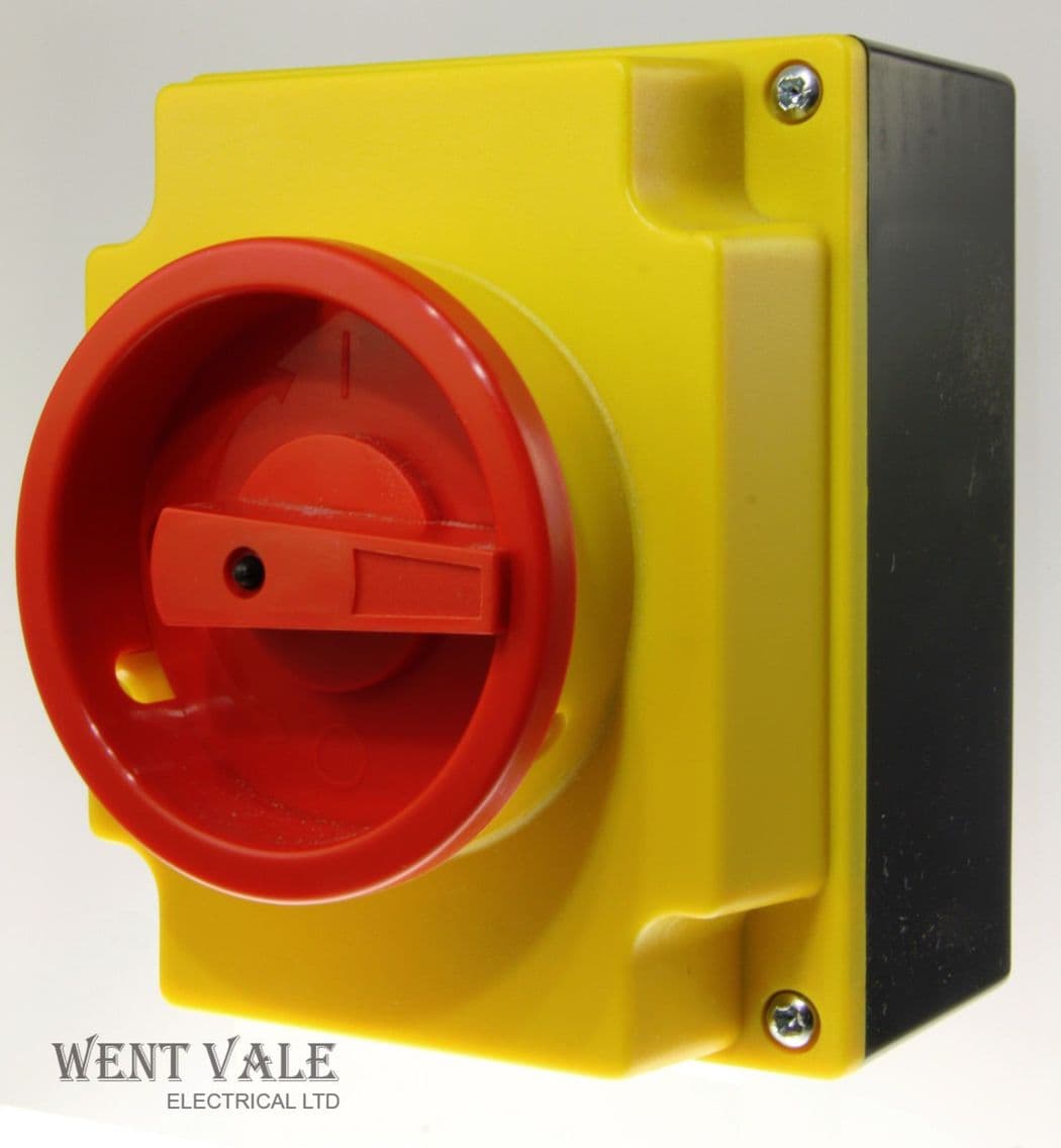 Newlec - NLSW20/4N - 20a IP65 Four Pole Enclosed Switch Disconnector ...