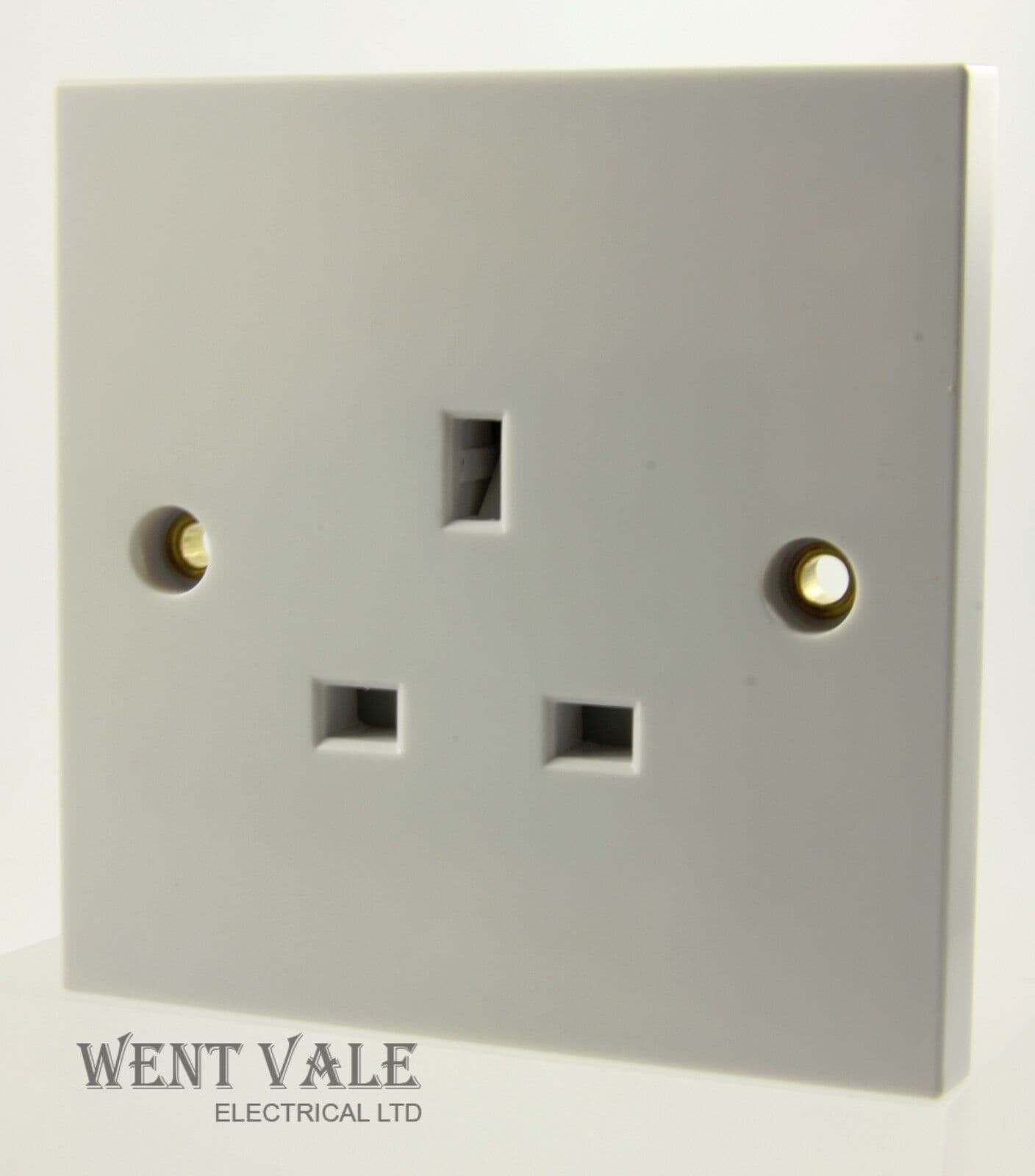 Newlec White Moulded - NL8300/1US - 13a 1 Gang Un-switched Socket New