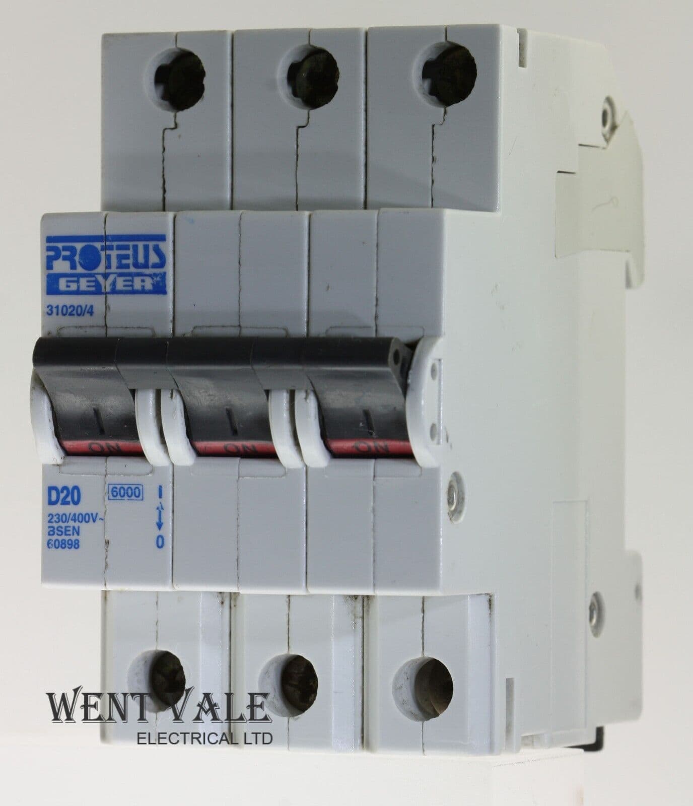 Proteus Geyer - 31020/4 - 20a Type D Triple Pole MCB Used