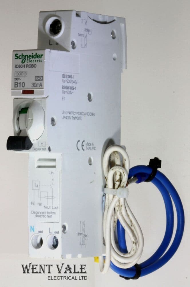 Schneider - Acti 9 - A9D31810 - 10a 30mA Type B Single Pole Class A RCBO