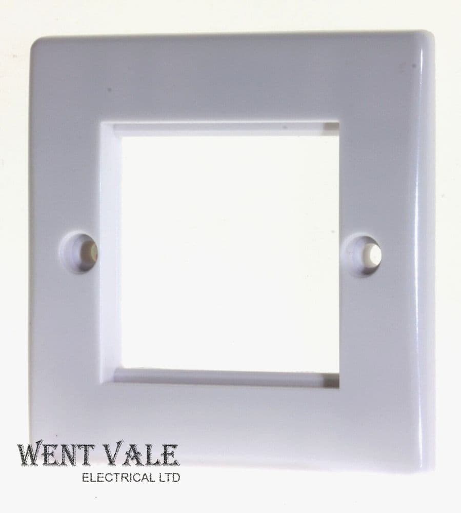 Schneider Ultimate Slimline Range - GU8060 - Euro 2 Module Data Plate