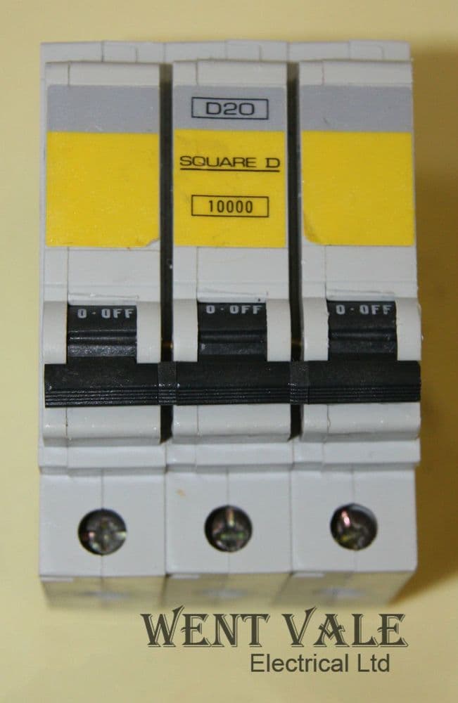 Square D - Qwikline - QO320ED10 - 20a Type D Triple Pole MCB Used