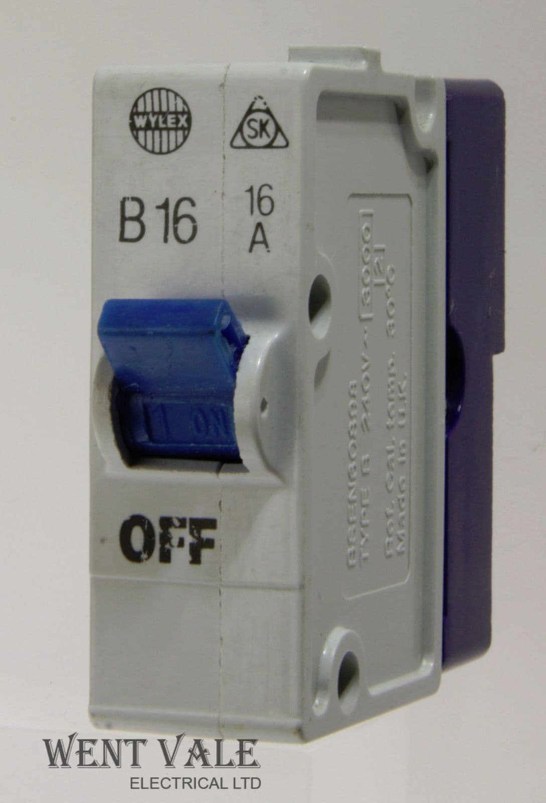 Wylex Standard Range WYB16 - Retro Fit 16a Type B Single Pole MCB with Colour Coded Switch & Base