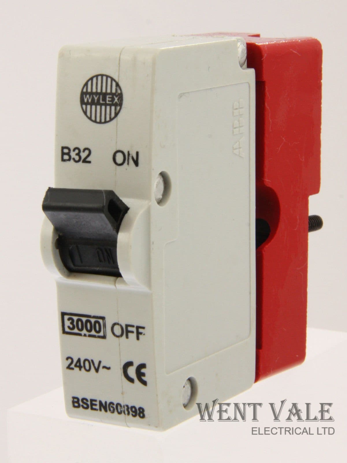 Wylex Standard Range - WYB32 - Plug-in - Retro Fit - 32a Type B Single ...