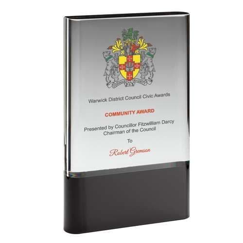 Clear Glass Plaque On Black Base (30mm Thick) 178mm (7") | TrophyMaster UK