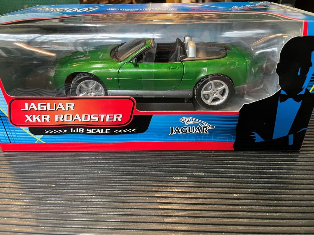 JOYRIDE 007 JAMES BOND DIE ANOTHER DAY JAGUAR XKR ROADSTER