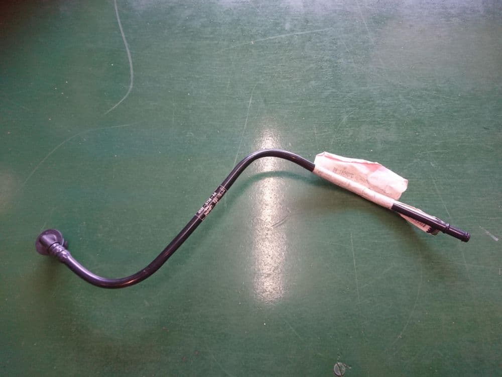 XR848129 - Vent Tube