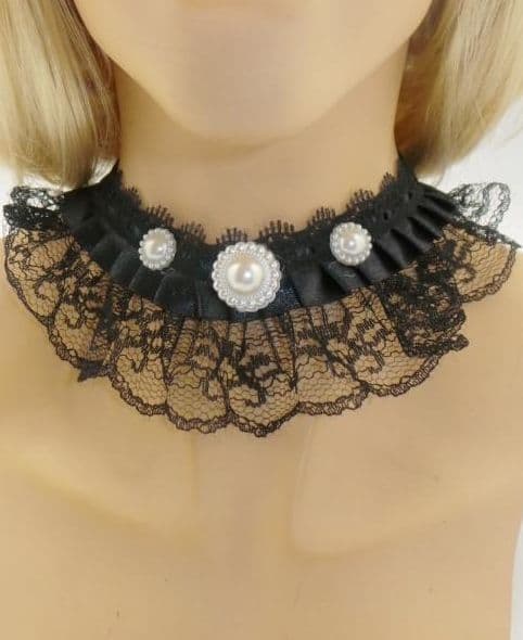 Gothic Frilly Black Choker