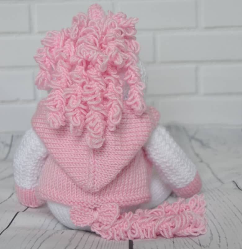 KBP-228 KNITTING BY POST SKYLAR THE UNICORN KNITTING PATTERN
