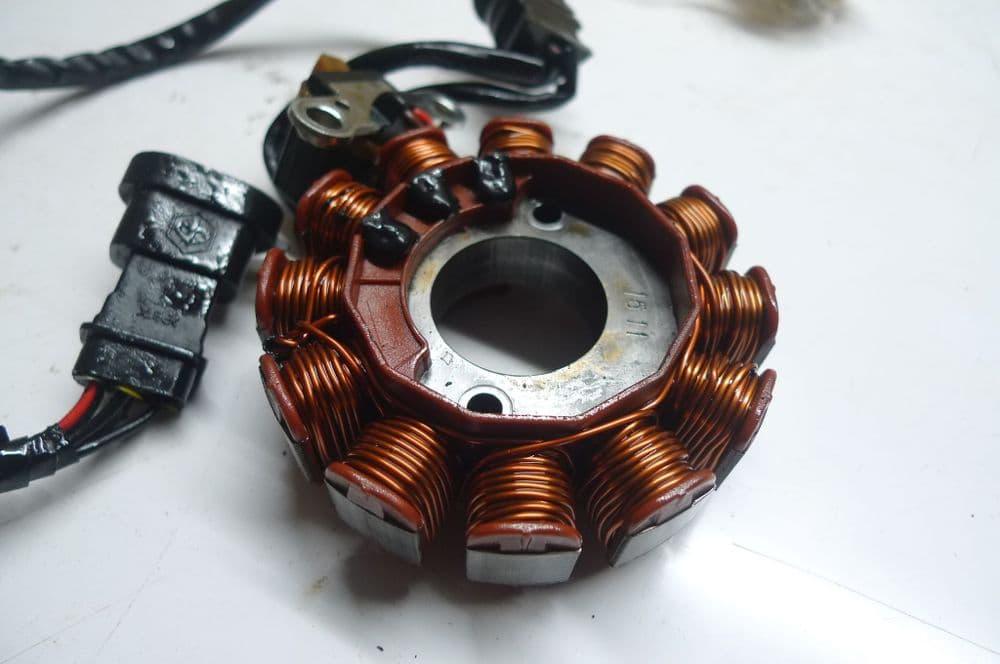 APRILIA RS4 125 GENORATOR COILS 2 & x28;LOC-C& x29;