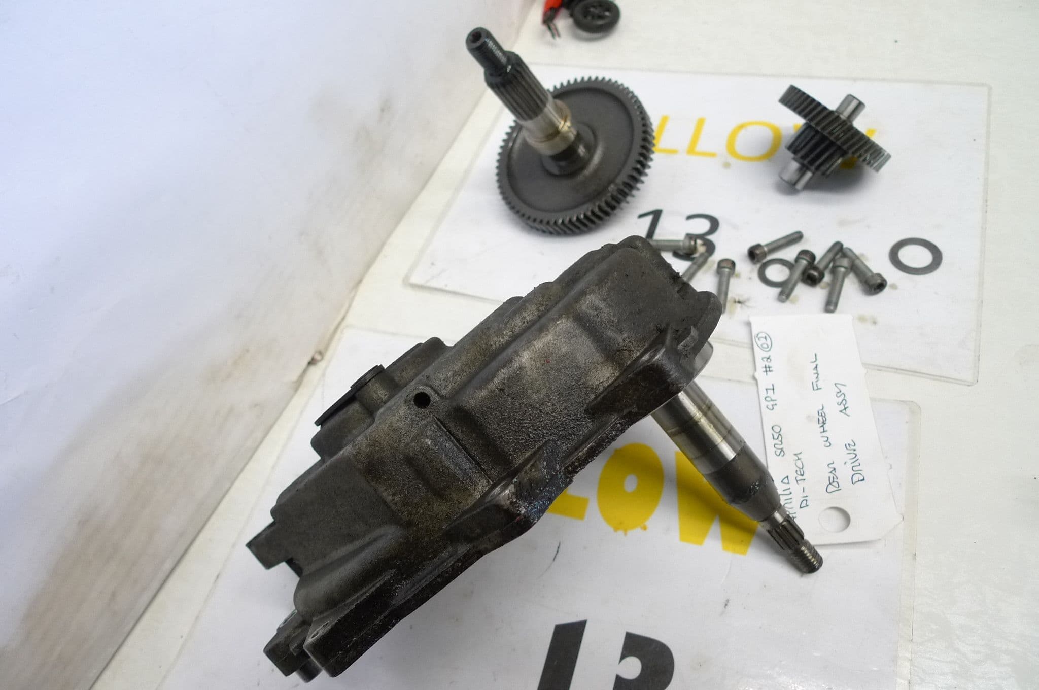 APRILIA SR50 GP1 DI-TECH REAR WHEEL FINAL DRIVE SYSTEM 2 LOC-A