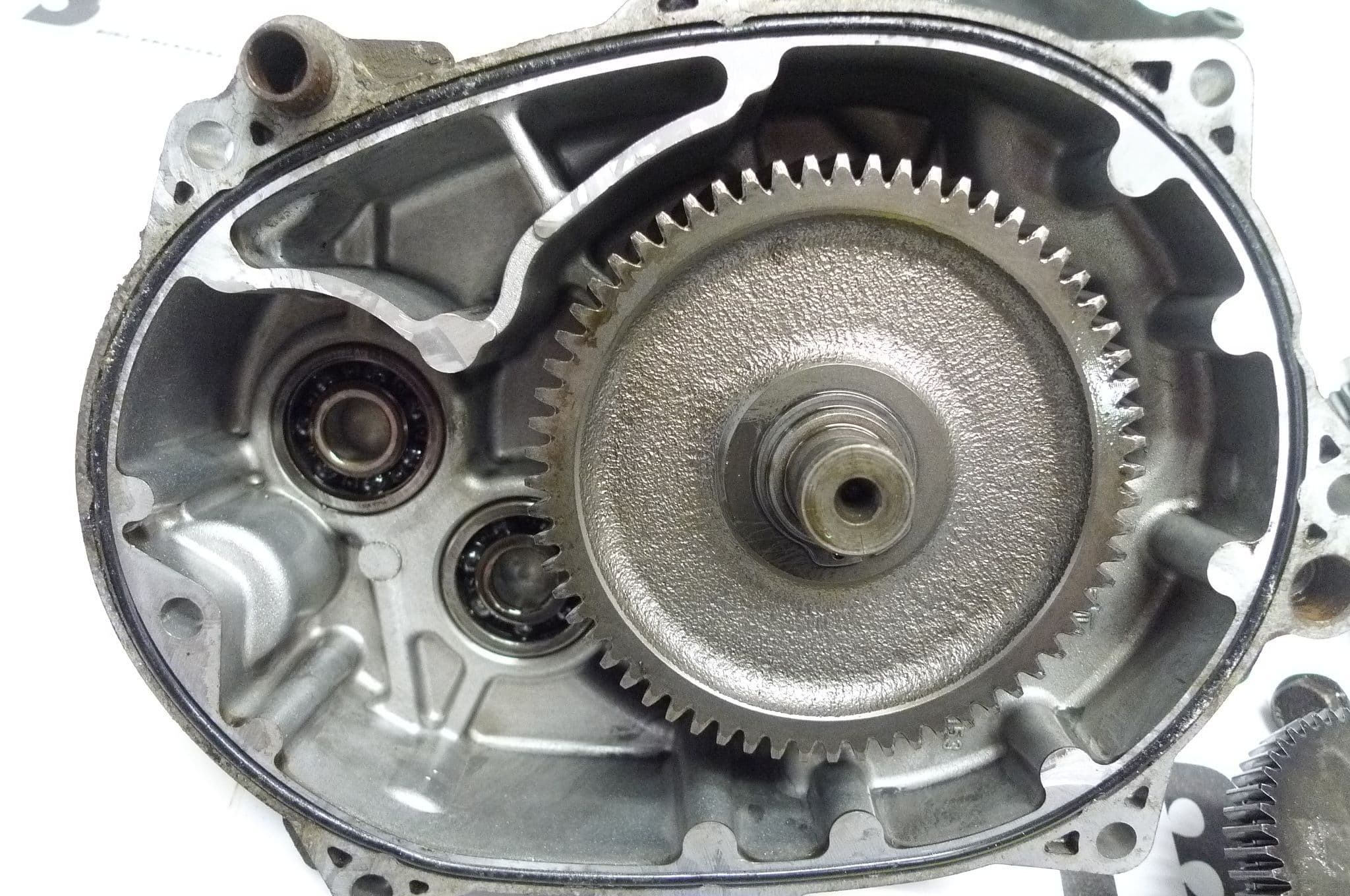 APRILIA SR50 REPLICA REAR ENGINE FINAL DRIVE ASSEMBLY 1 LOC-A