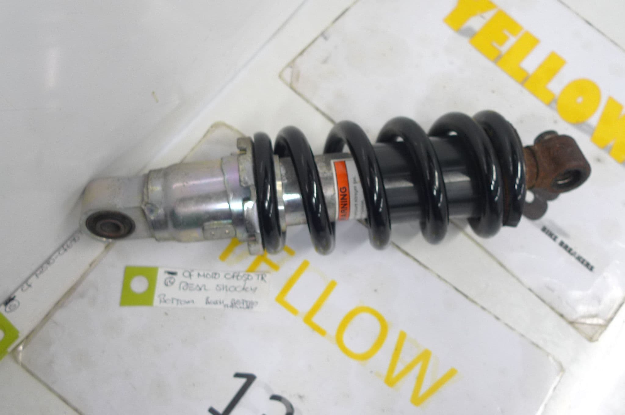 CF MOTO CF650 - 2 TR REAR SHOCK ABSORBER LOC-C