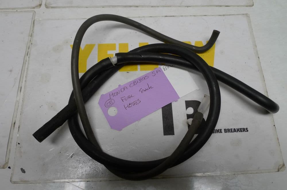 HONDA CB1300 BREAKING FUEL TANK HOSE PIPES LOC-C