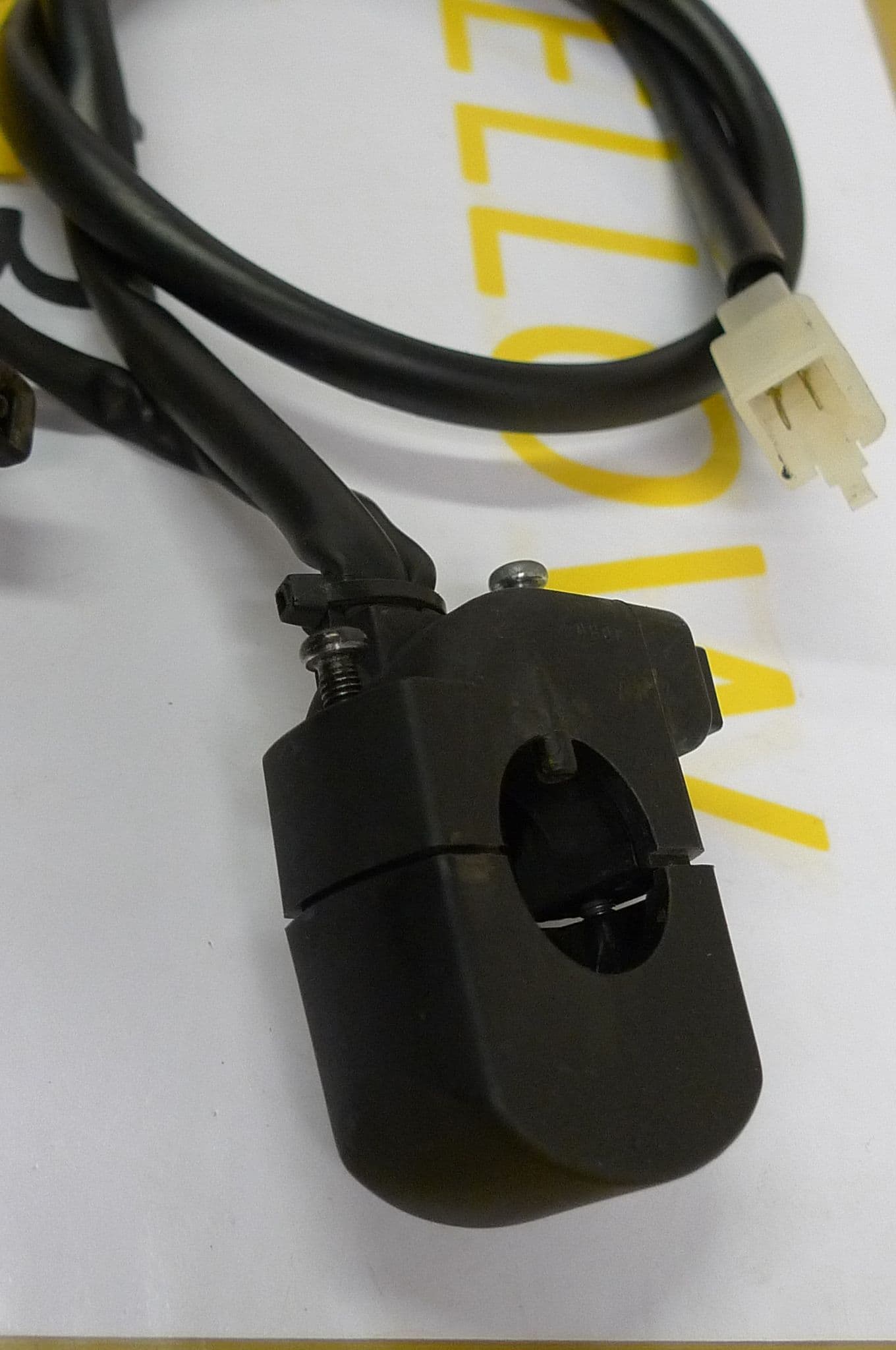 HONDA CBF125 RIGHT SWITCH GEAR KILL SWITCH 3 BIKE BREAKERS LOC-A
