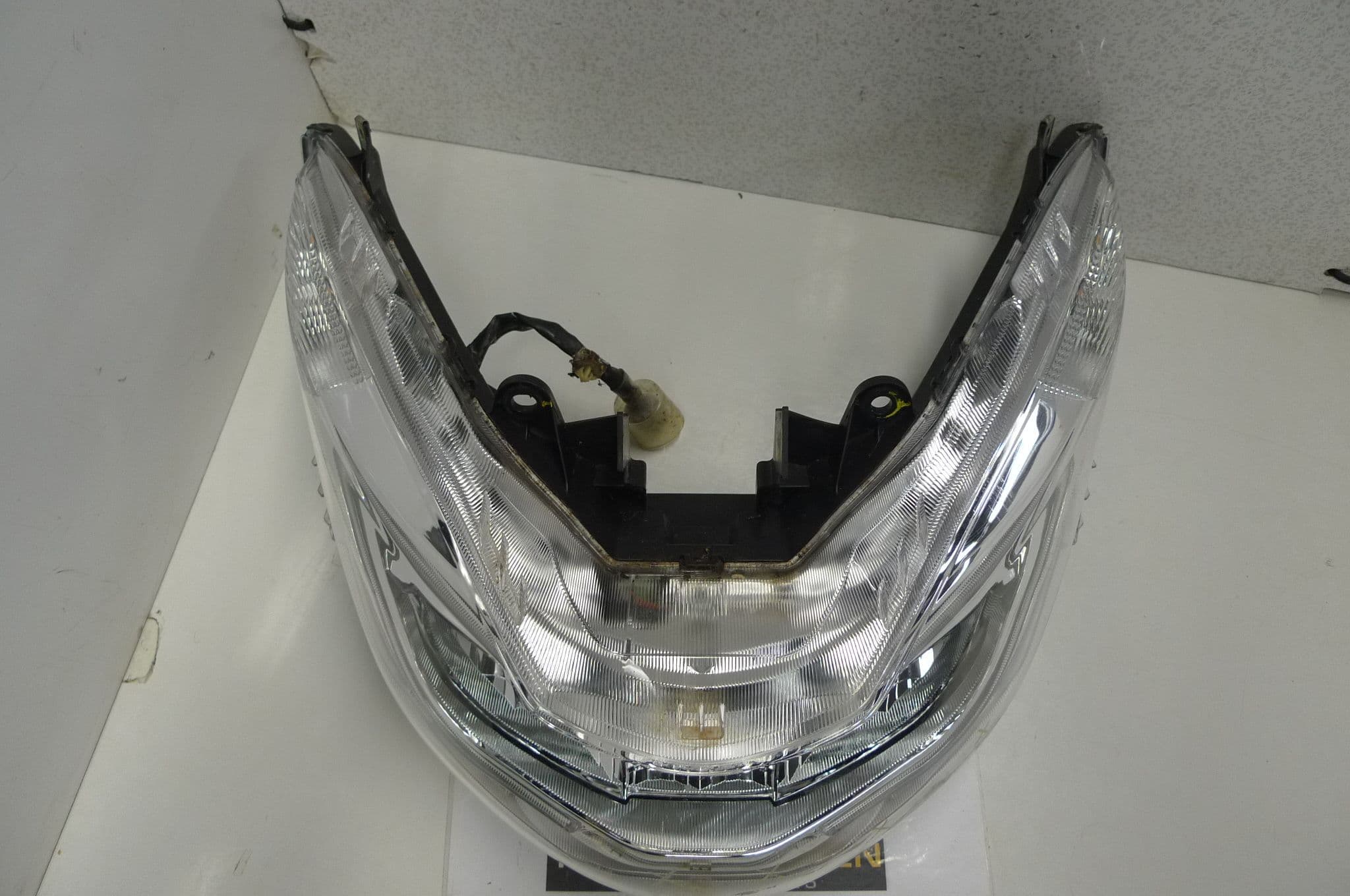 HONDA PCX125 FRONT HEADLIGHT LED TYPE & INDICATORS 67-C 4