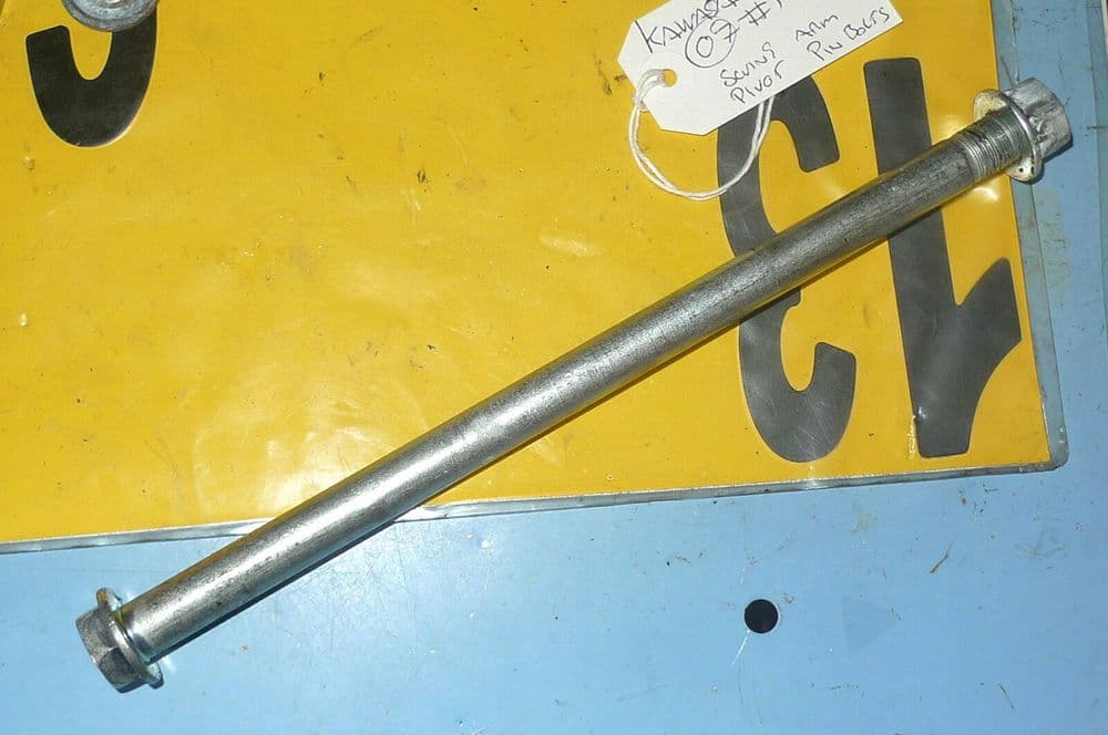 KAWASAKI BN125 BN 125 2007 ELIMINATOR REAR SWING ARM PIVOT BOLT PIN 1 LOC-C