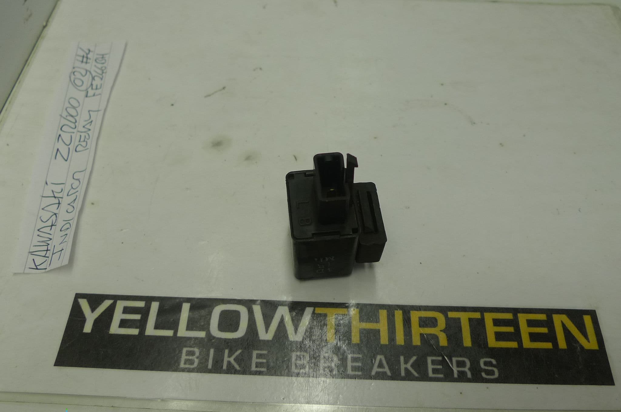 KAWASAKI ZZR600 BREAKING INDICATOR FLASHER RELAY FE246BH 4 LOC-C