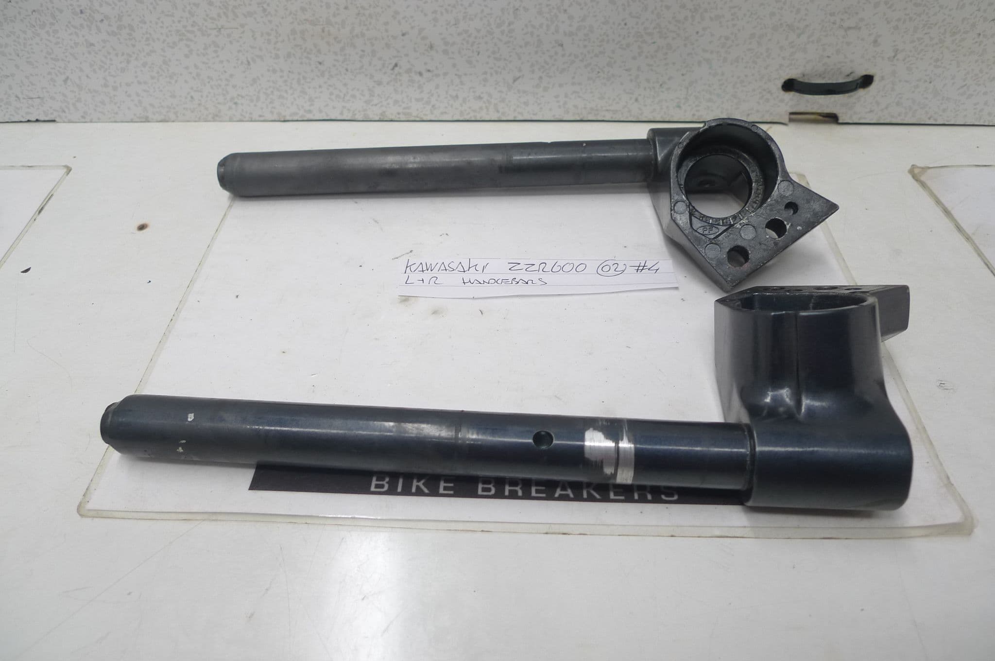 KAWASAKI ZZR600 BREAKING L R HANDLEBARS 4 LOC-C