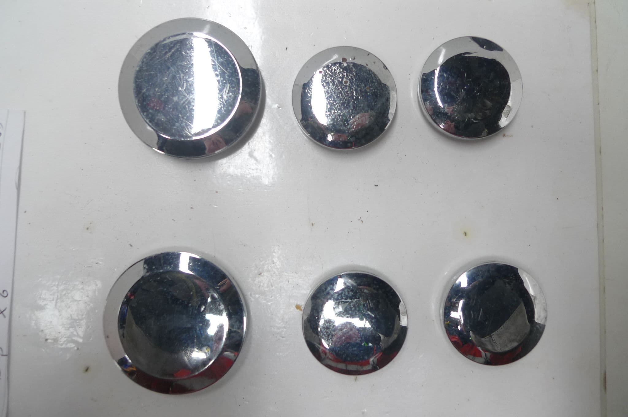 KAWASAKI ZZR600 BREAKING PLASTIC CHROME FRAME END COVERS x6 4 LOC-C