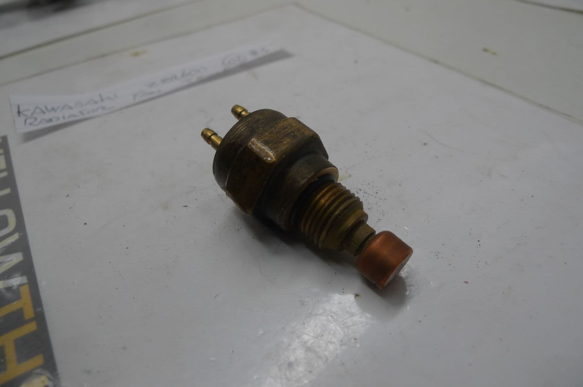 KAWASAKI ZZR600 BREAKING RADIATOR FAN TEMP SENSOR SWITCH 4 LOC-C