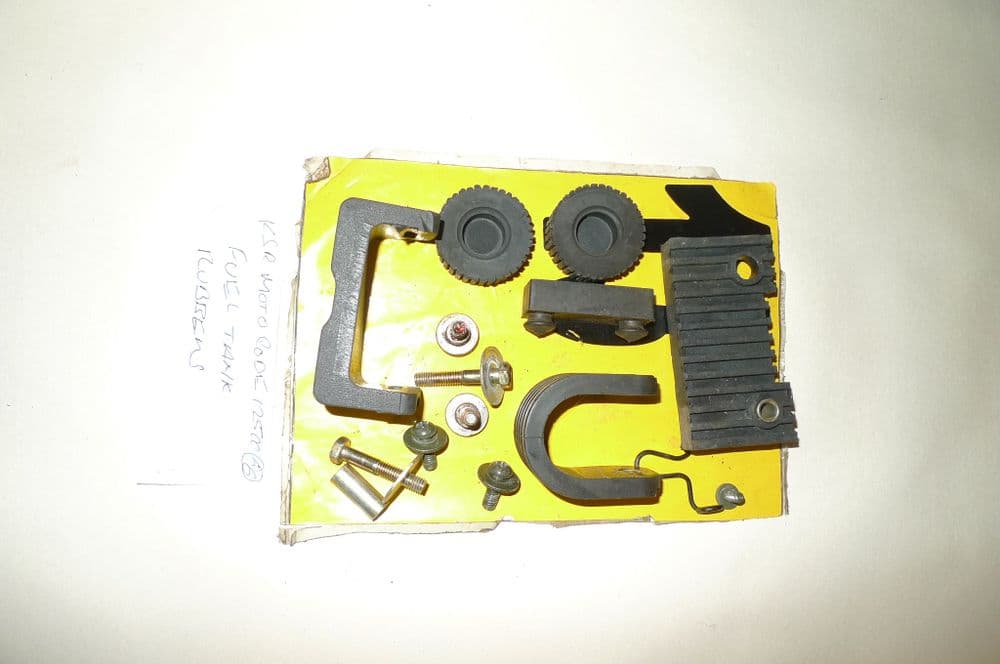 KSR MOTO CODE 125cc BREAKING FUEL TANK RUBBERS LOC-C