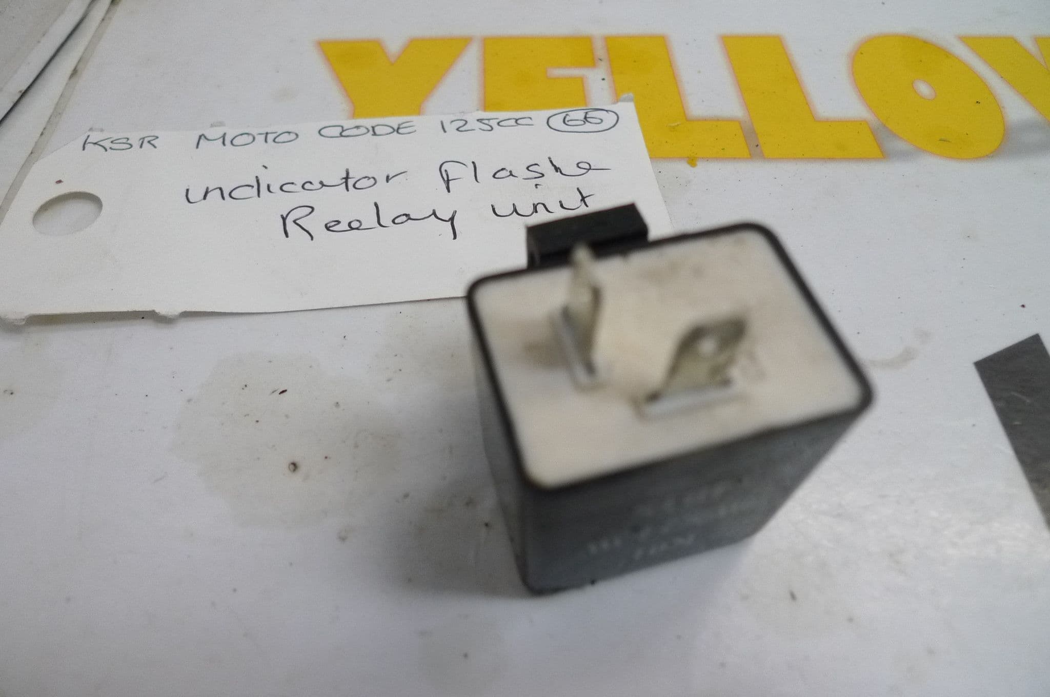 KSR MOTO CODE 125cc BREAKING INDICATOR FLASHER RELAY UNIT LOC-C