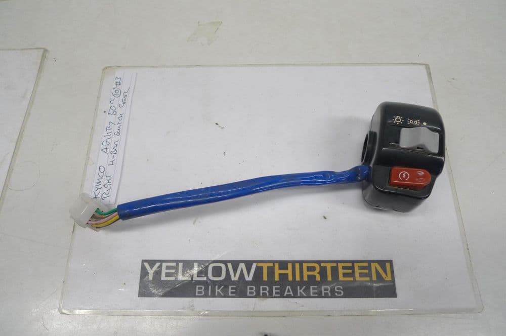KYMCO AGILITY 50cc BREAKING NOW RIGHT HANDLEBAR SWITCH GEAR 3 67-C