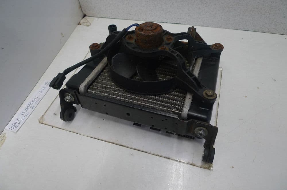 KYMCO DOWNTOWN 300 BREAKING RADIATOR LFA7 & FAN LFA7 LOC-C