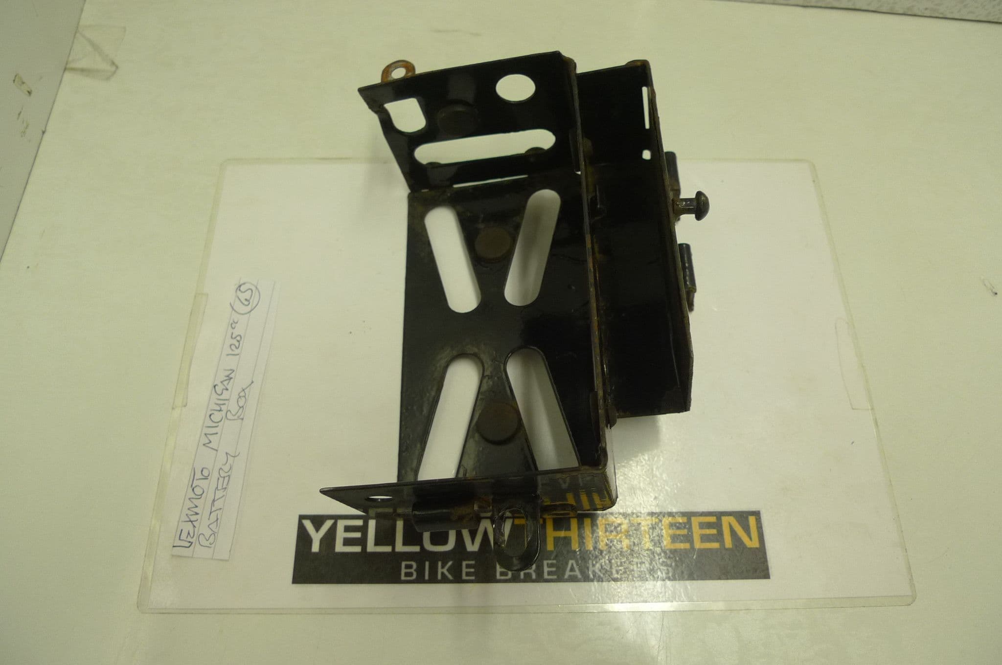 LEXMOTO MICHIGAN 125 BREAKING BATTERY BOX BIKE BREAKERS LOC-A