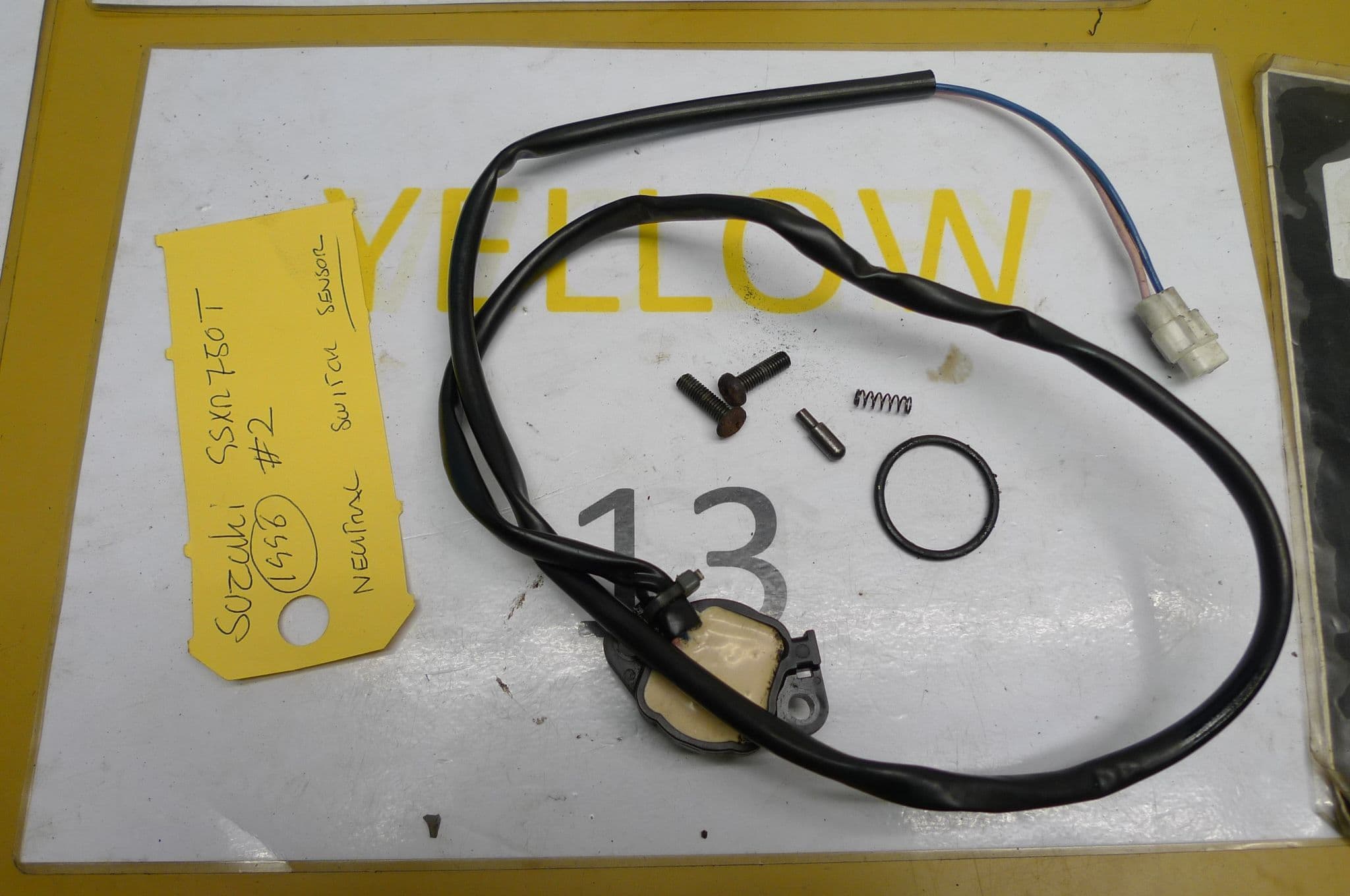 SUZUKI GSXR 750 T SRAD NEUTRAL SWITCH SENSOR 2 LOC-A