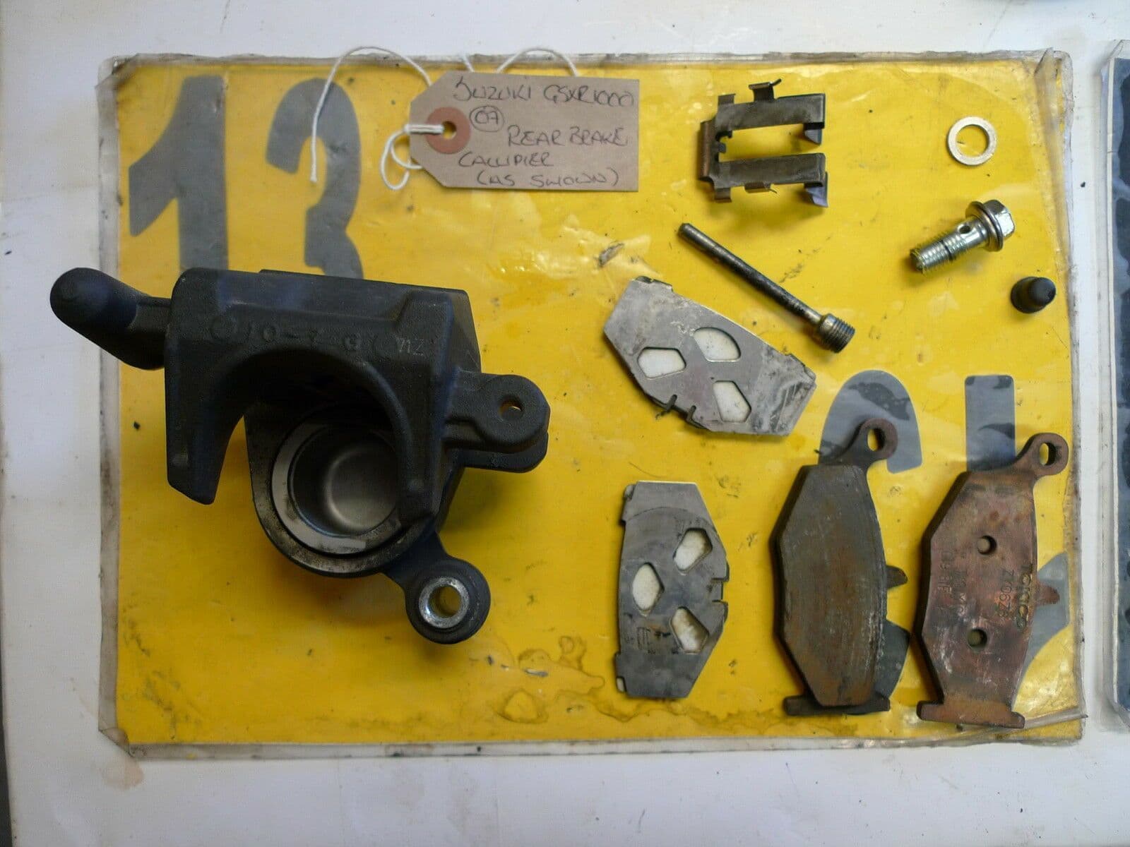 SUZUKI GSXR1000 K7 GSXR 1000 REAR BRAKE CALIPER LOC-A