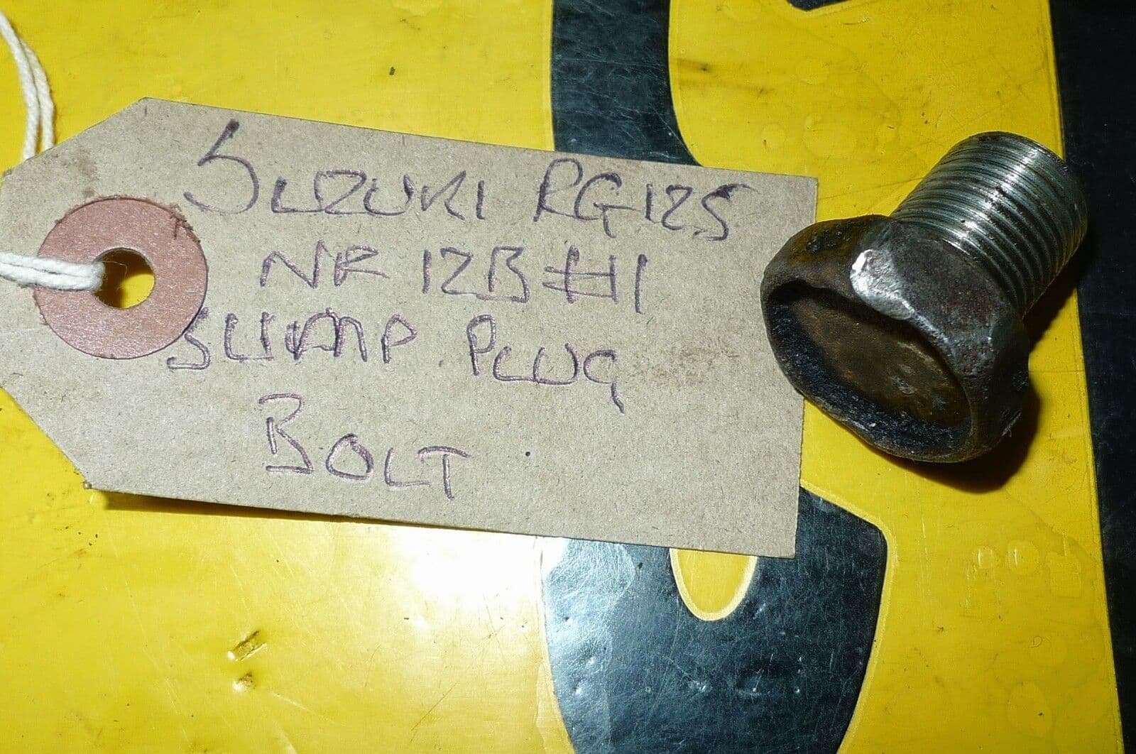SUZUKI RG125 SUMP PLUG BOLT 1 & x28;LOC-C& x29;