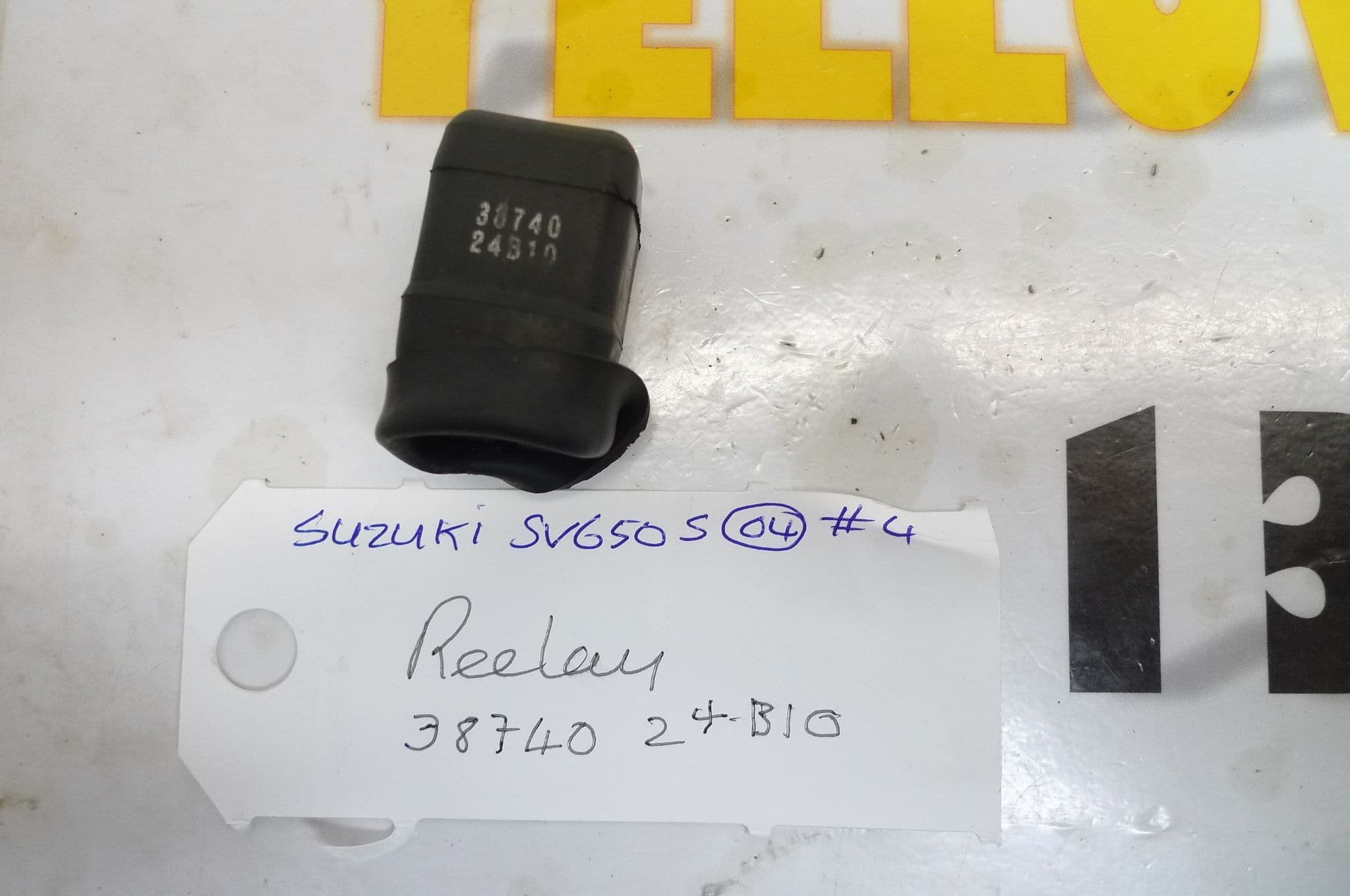 SUZUKI SV650 BREAKING RELAY 38740-24B10 4 LOC-C
