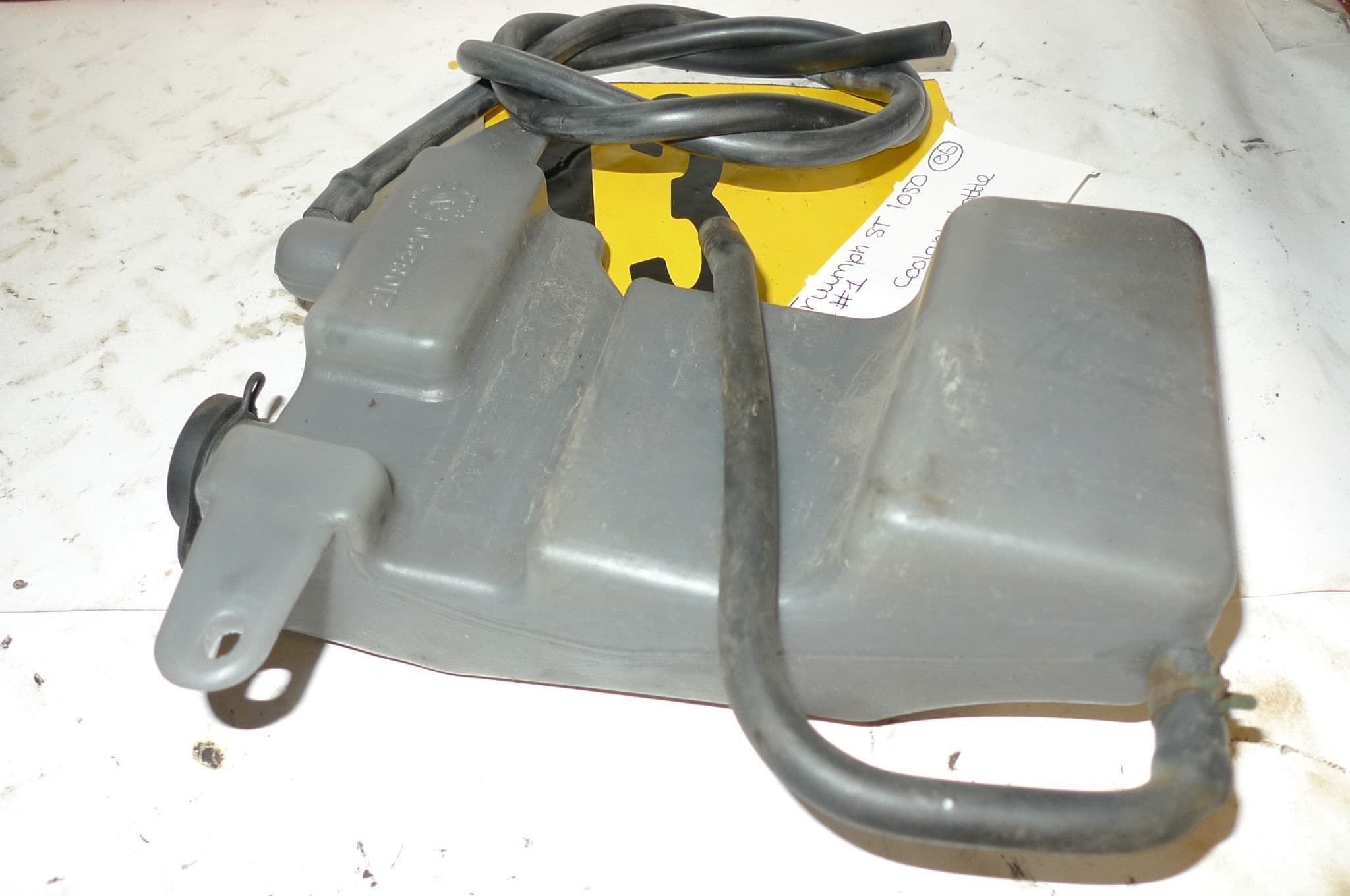 TRIUMPH SPRINT ST 1050 COOLANT BOTTLE 1 CON-D
