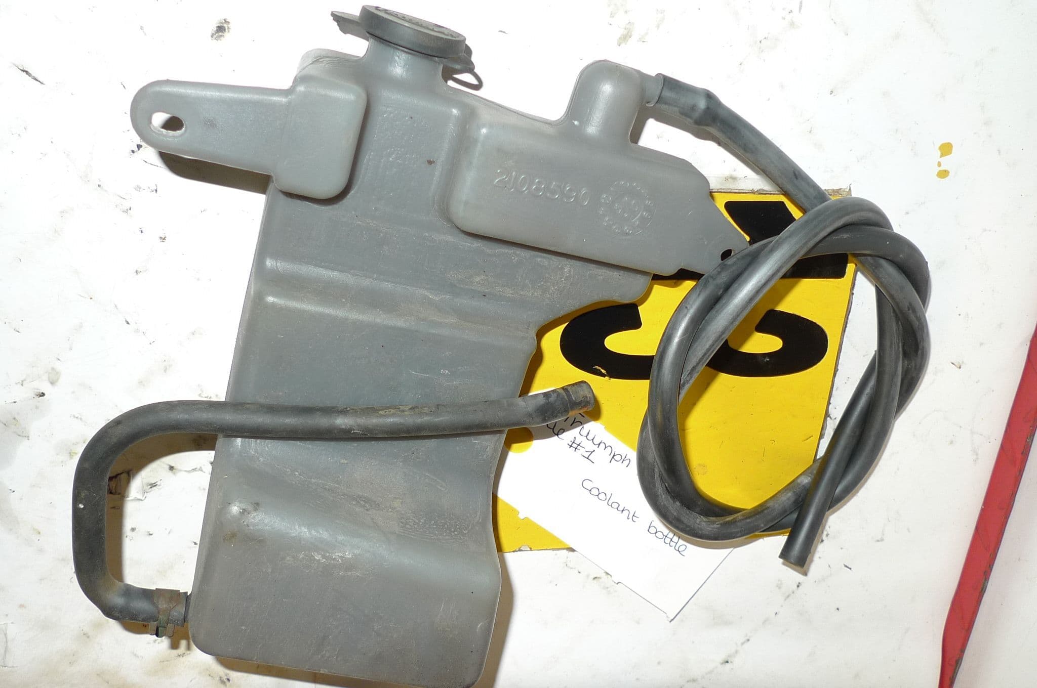 TRIUMPH SPRINT ST 1050 COOLANT BOTTLE 1 CON-D