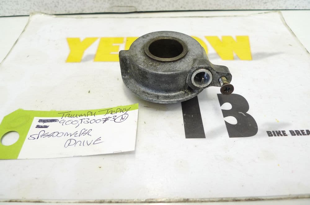 TRIUMPH TROPHY 900 SPEEDOMETER DRIVE 3 LOC-C